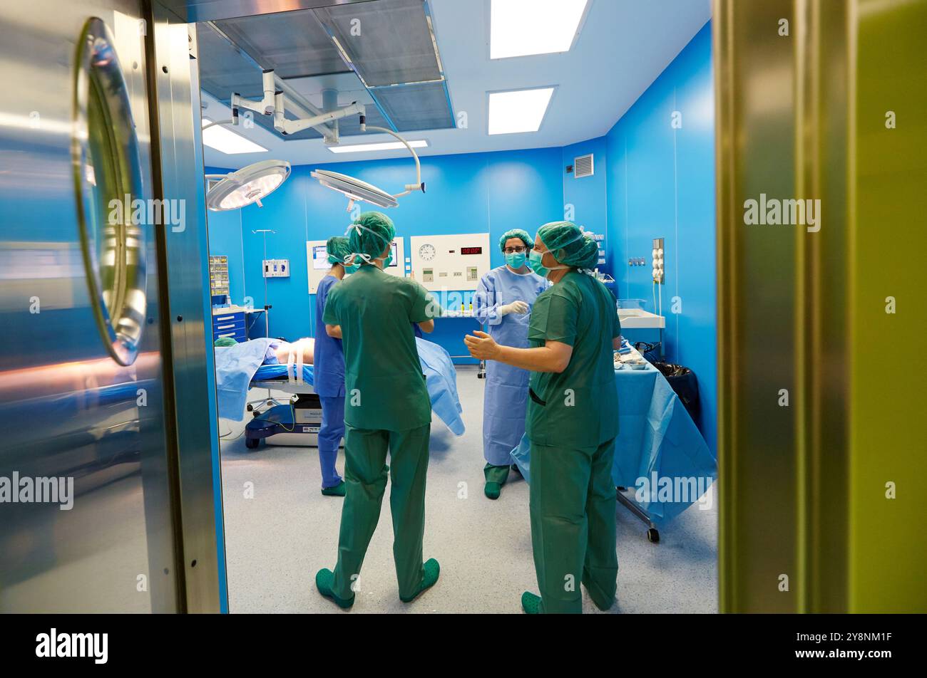 Operating room, Ambulatory Surgery, Hospital Donostia, San Sebastian ...
