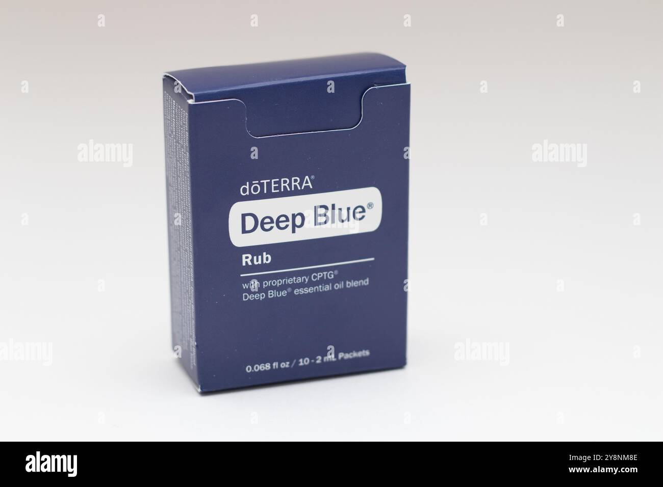 Doterra hi-res stock photography and images - Alamy