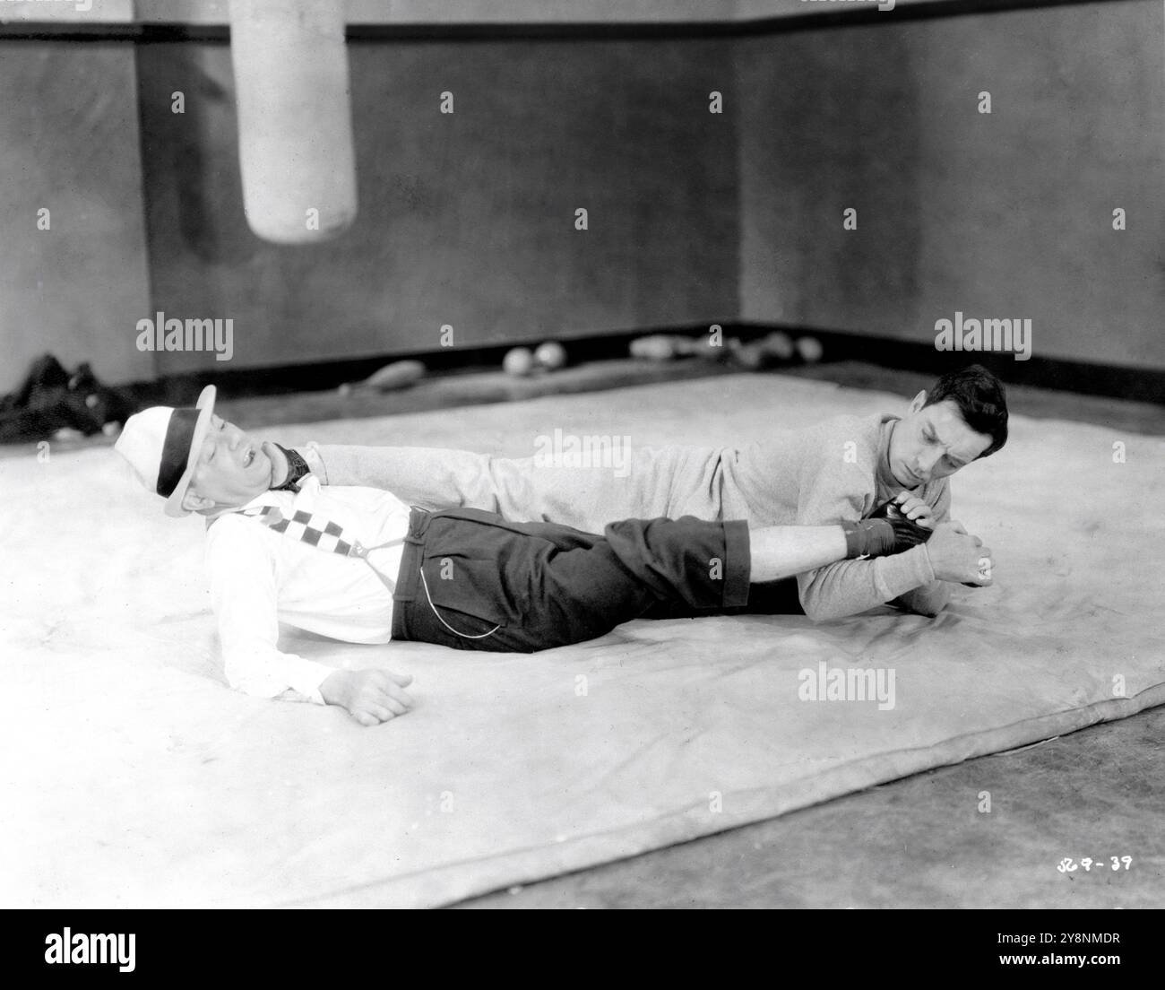 CLIFF EDWARDS and BUSTER KEATON wrestling in SIDEWALKS OF NEW YORK 1931 ...