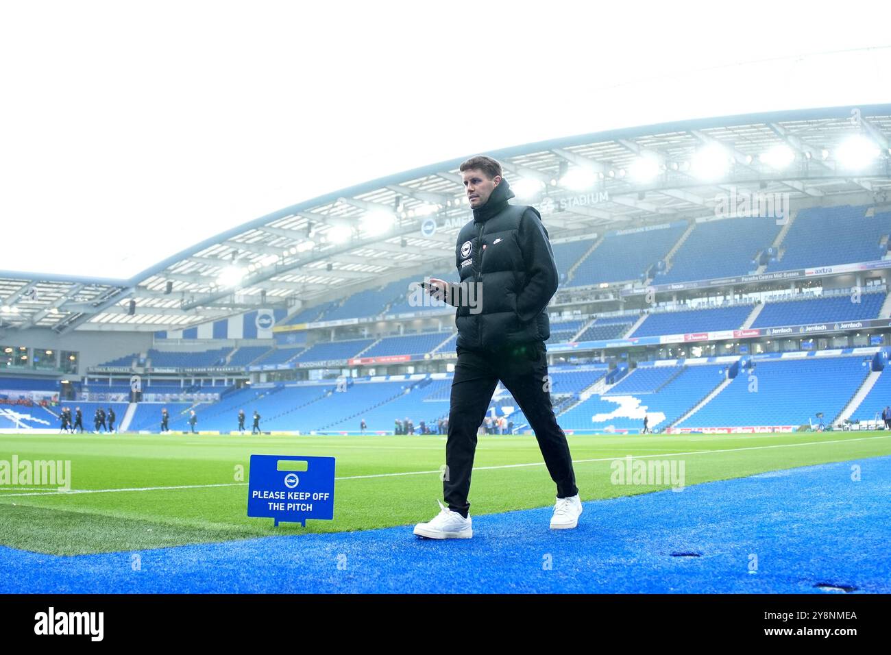 Tottenham hotspur brighton fabian hurzeler hi-res stock photography and ...