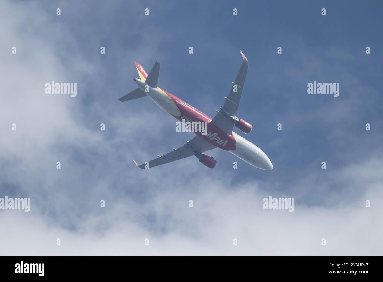 Chiangmai, Thailand - January 4 2024: VN-A675 Airbus A320-200 of ...