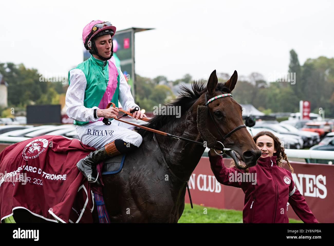 Paris , France. Sunday 6th October 2024. Bluestocking and jockey Rossa ...