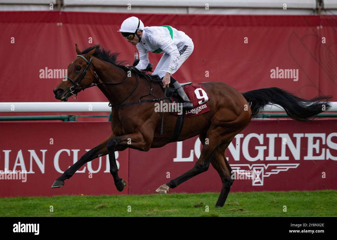 Paris , France. Sunday 6th October 2024. Friendly Soul and jockey ...