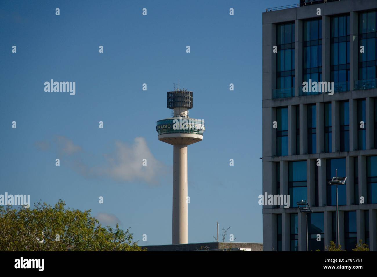 Liverpool modern apartments hi-res stock photography and images - Alamy