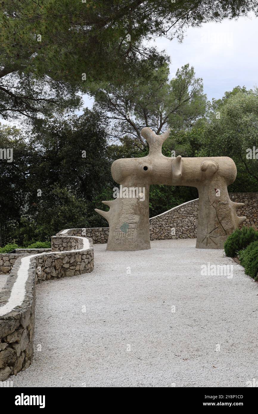 Labyrinthe de pierre hi-res stock photography and images - Alamy