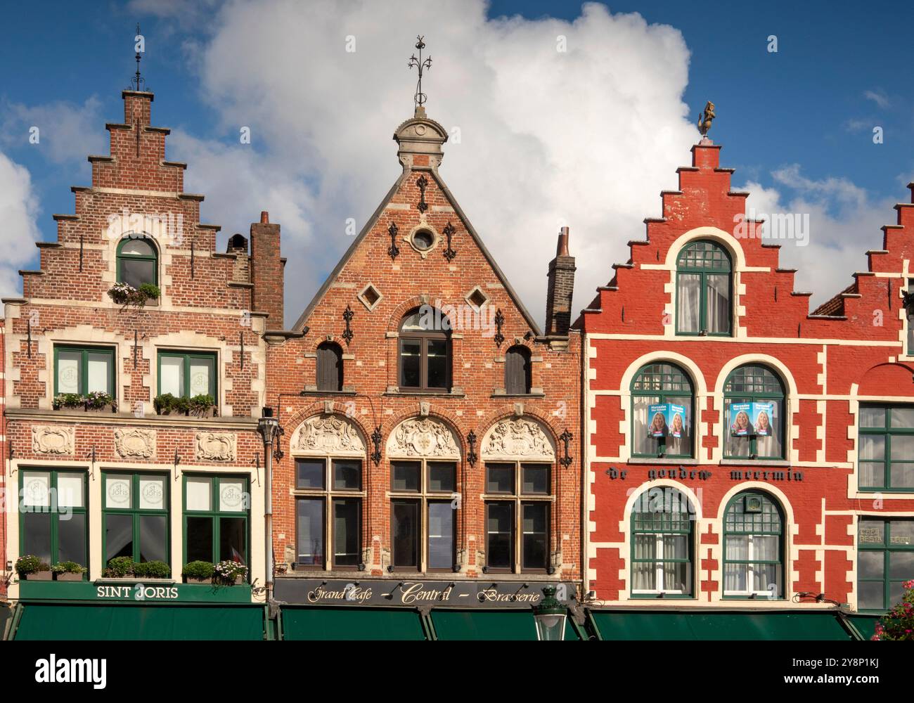 Belgium, Flanders, Bruges, Grote Markt, traditional houses on north ...