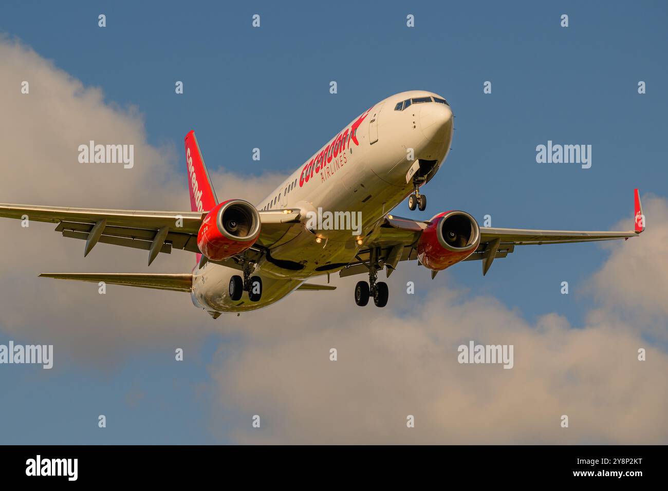 A Corendon Airlines Boeing 737-800 on final approach to runway 15 ...