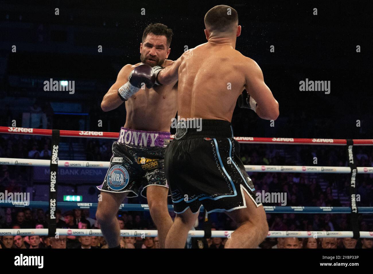 Liverpool, UK. 05th Oct, 2024. Nick Ball vs Ronny Rios - Saturday 5th ...