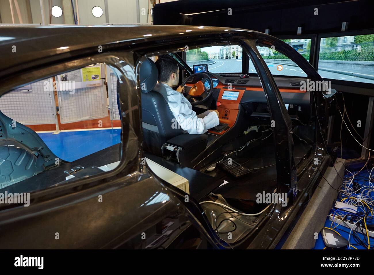 Driving Simulator Test Validation of eco-driving systems, platooning ...