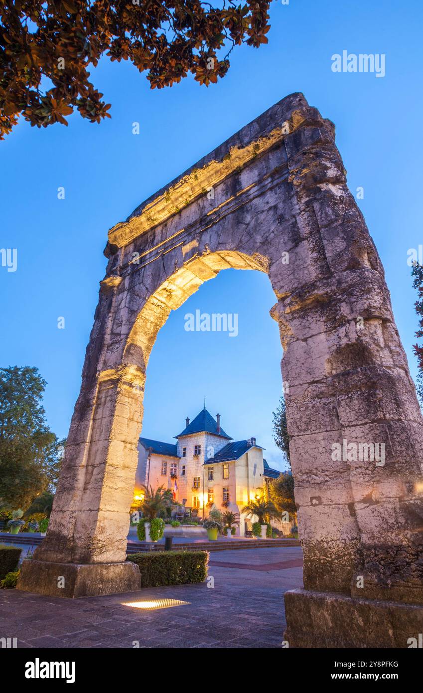 Place maurice mollard hi-res stock photography and images - Alamy