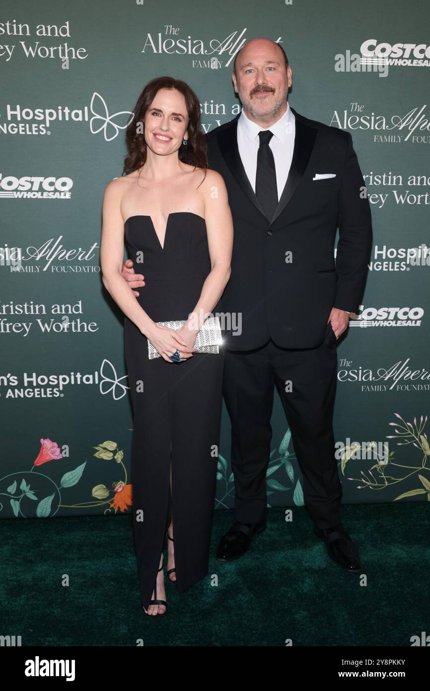 Los Angeles, USA. 06th Oct, 2024. Will Sasso and Molly Sasso attends ...