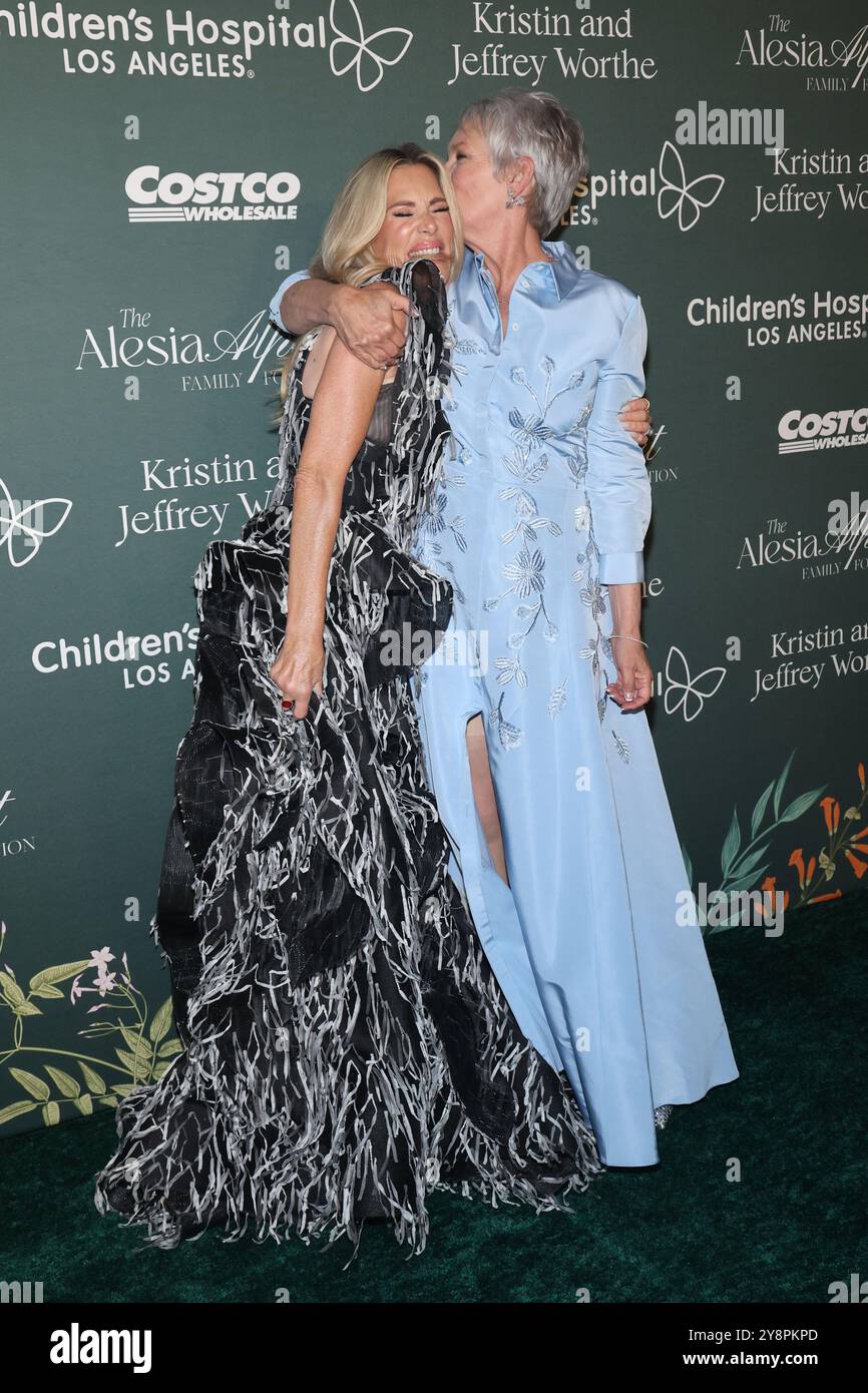 Los Angeles, USA. 06th Oct, 2024. Ellen K and Jamie Lee Curtis attends ...