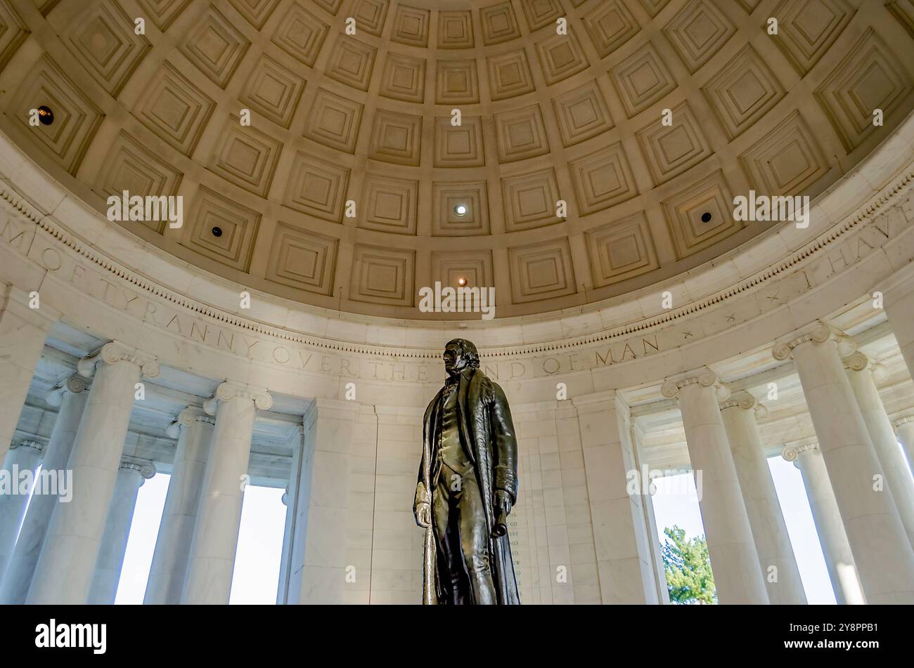 Thomas Jefferson monument inside the iconic Jefferson Memorial, Washington DC, USA Stock Photo ...