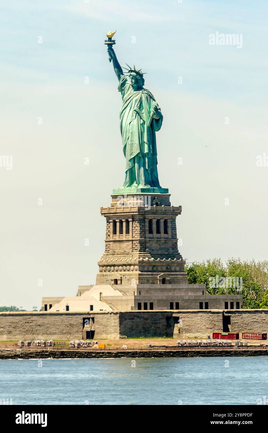 The Statue of Liberty, colossal neoclassical sculpture and iconic ...
