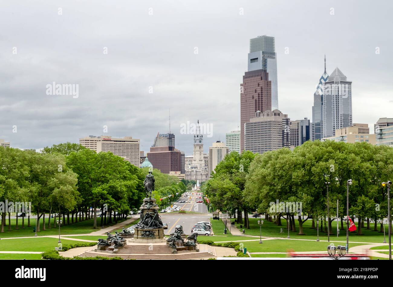 View of the Ben Franklin Parkway and Philadelphia skyline as seen from ...