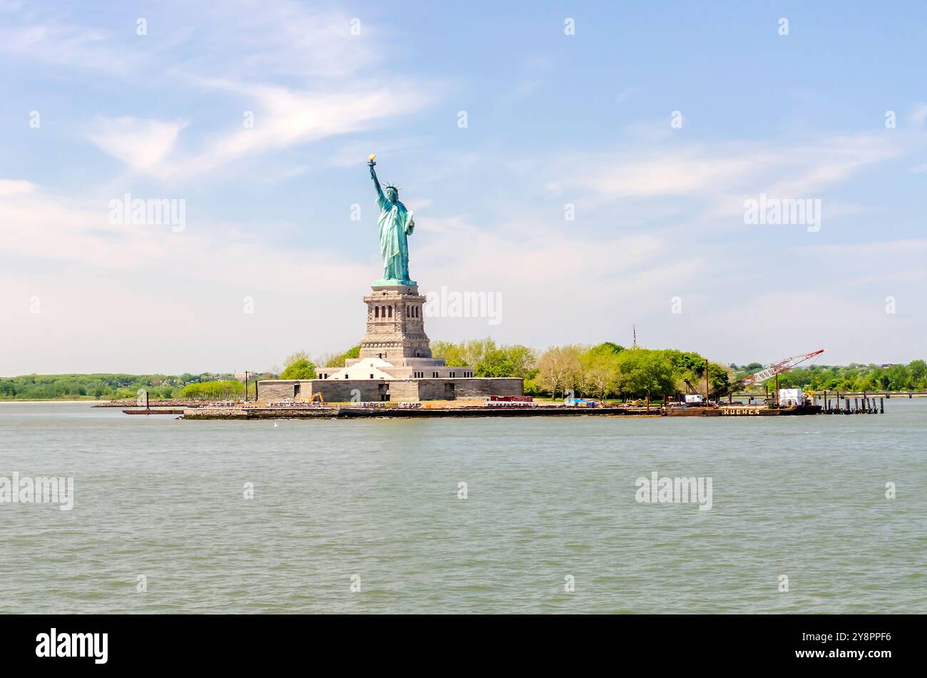 The Statue of Liberty, colossal neoclassical sculpture and iconic ...