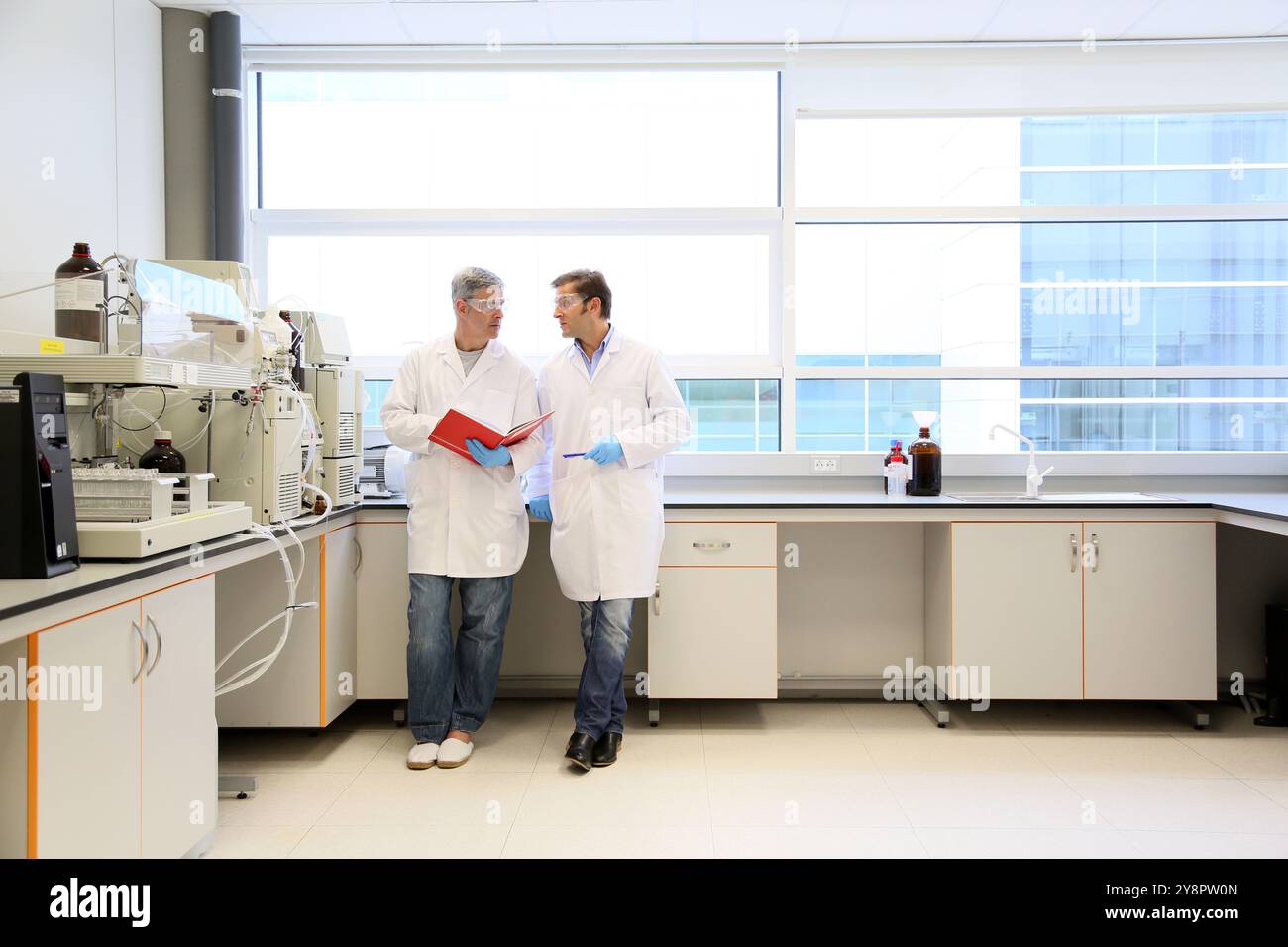 HPLC-MS High Performance Liquid Chromatography-Mass Spectrometry ...