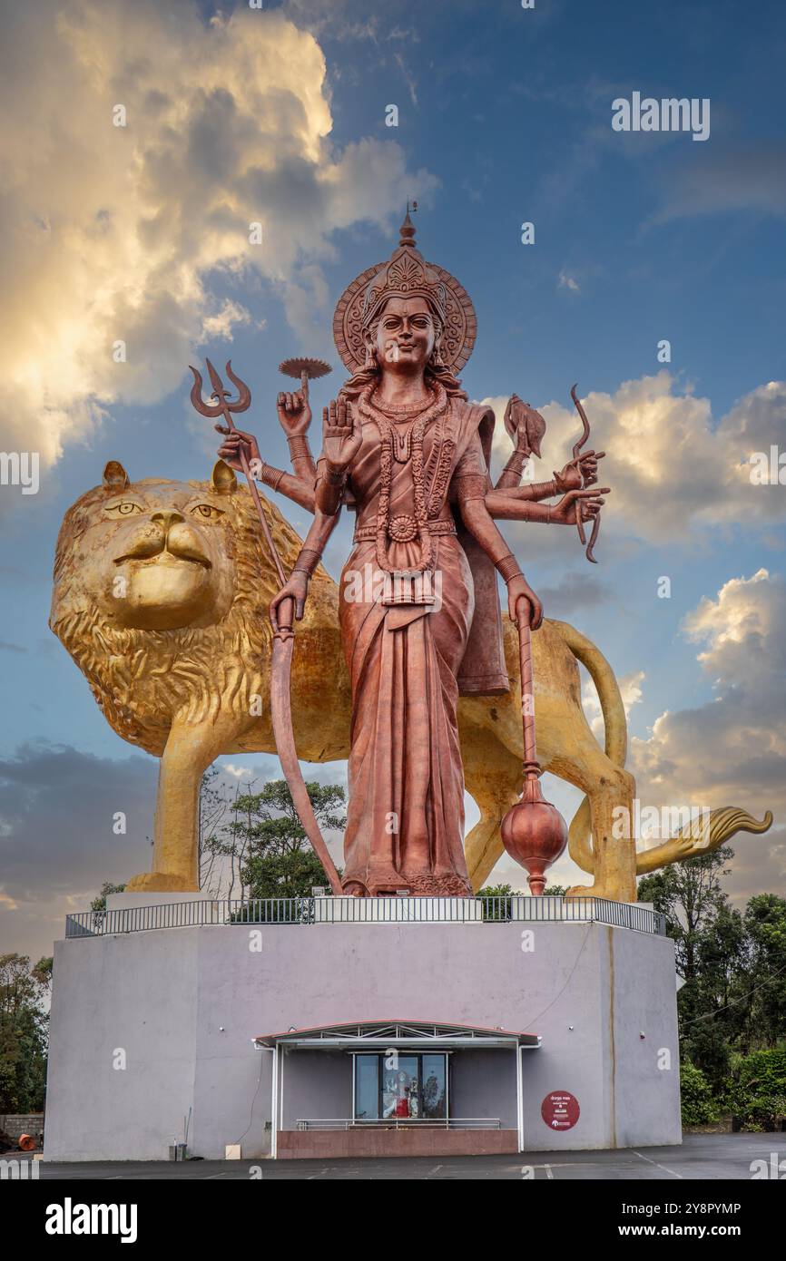Statue of Hindu Faith at Lake Grand Bassin, Lord Shiva, Grand Bassin ...