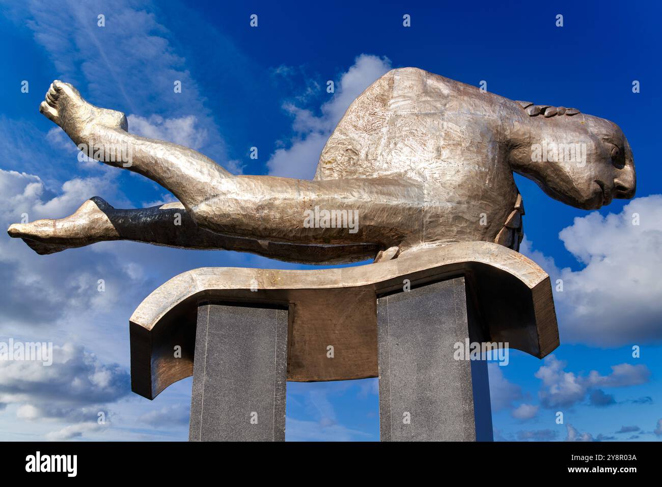 O Sireno, The Sireno, Man stainless steel fish, Leiro Francisco ...