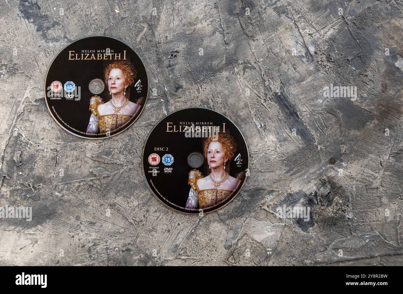 2005 British historical tv drama Elizabeth I starring Helen Mirren ...
