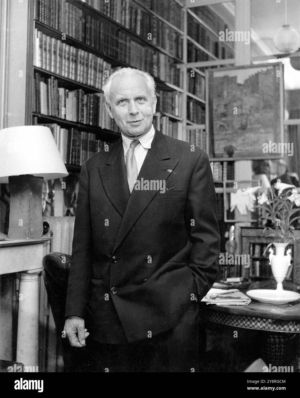 Louis aragon hi-res stock photography and images - Alamy