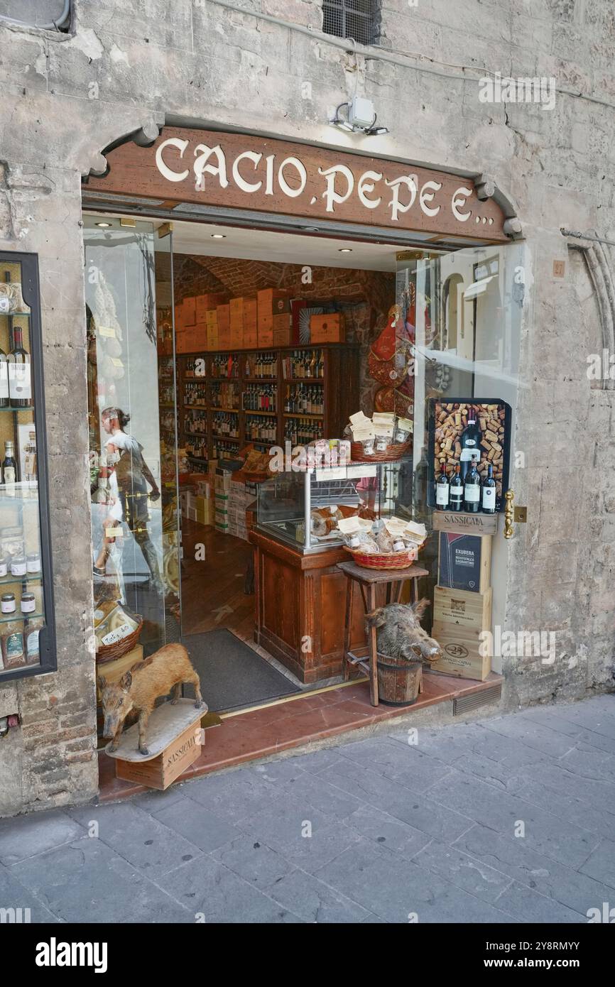 Food store in assisi hi-res stock photography and images - Alamy