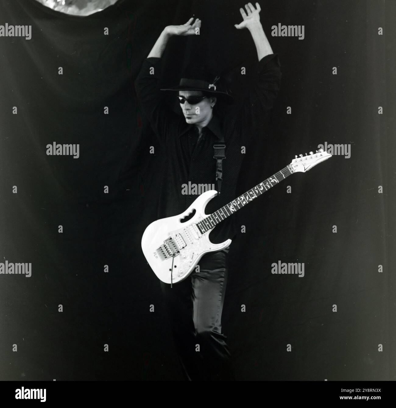 Steve Vai 2001 Los Angeles, California . Credit: Ross Pelton/MediaPunch ...