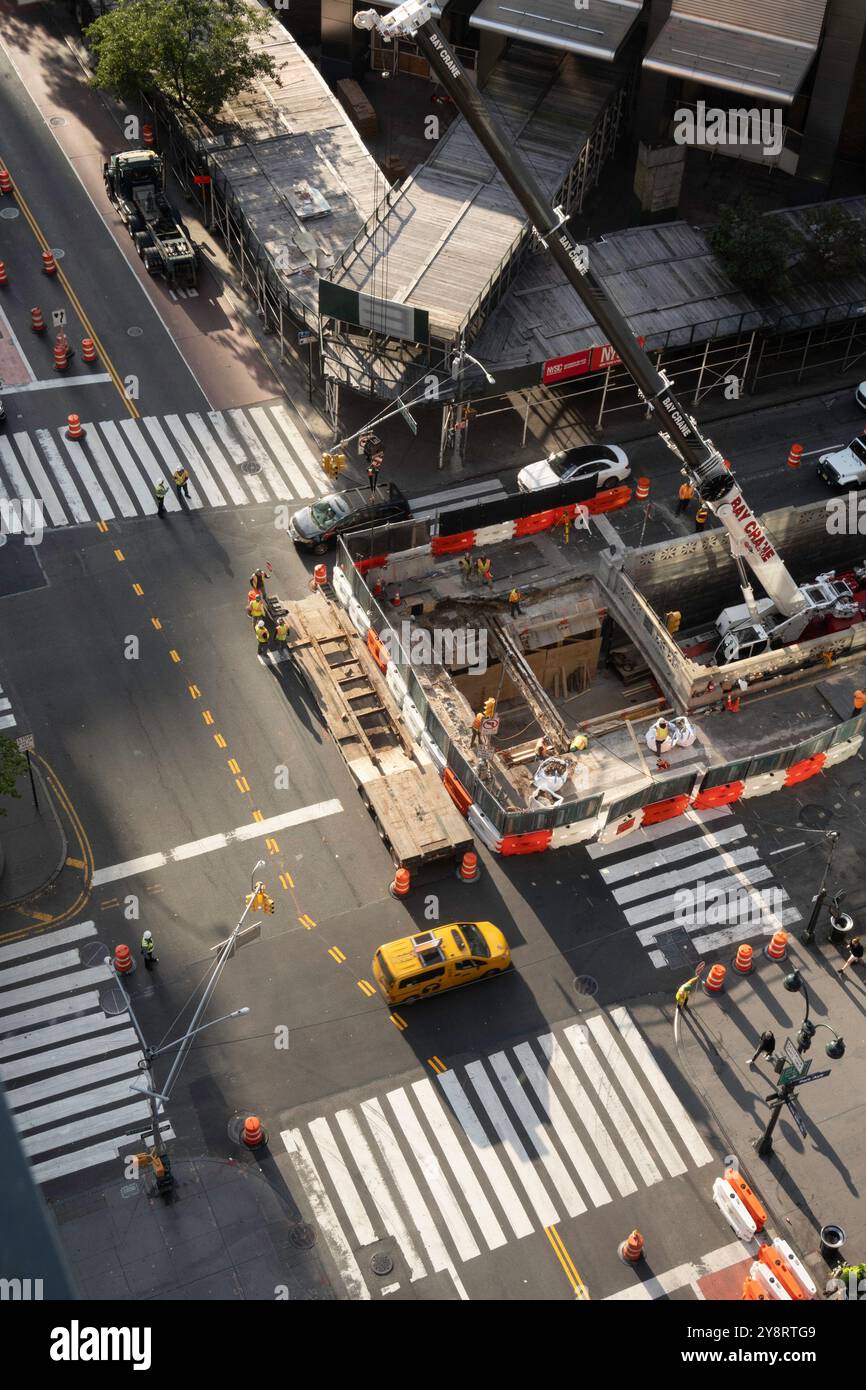 Construction site on pedestrian crosswalk on Park Avenue at E. 34th St ...