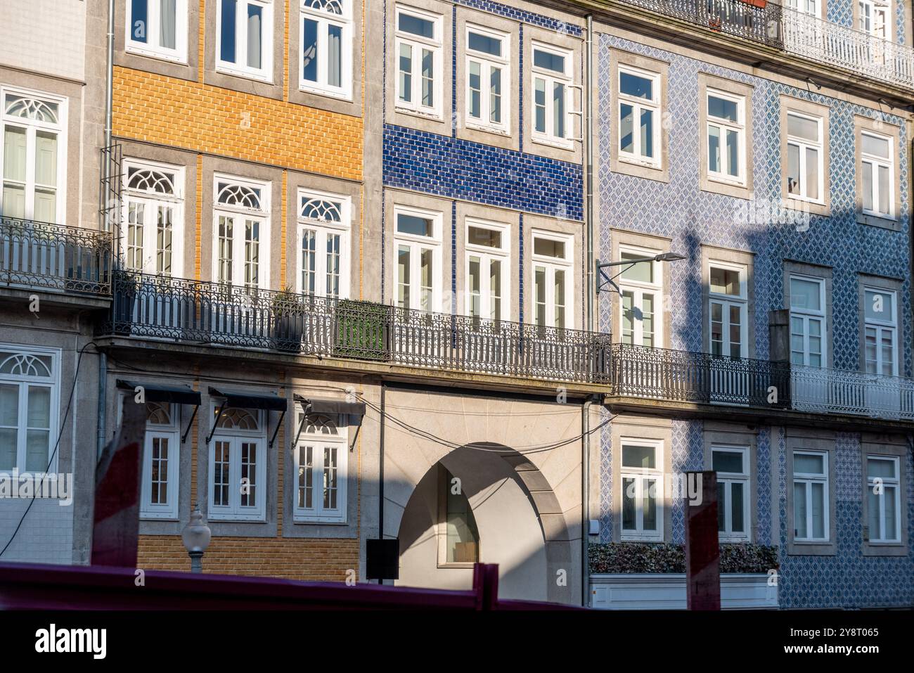 Traditional ceramic tiles at facades of residential houses in Porto ...