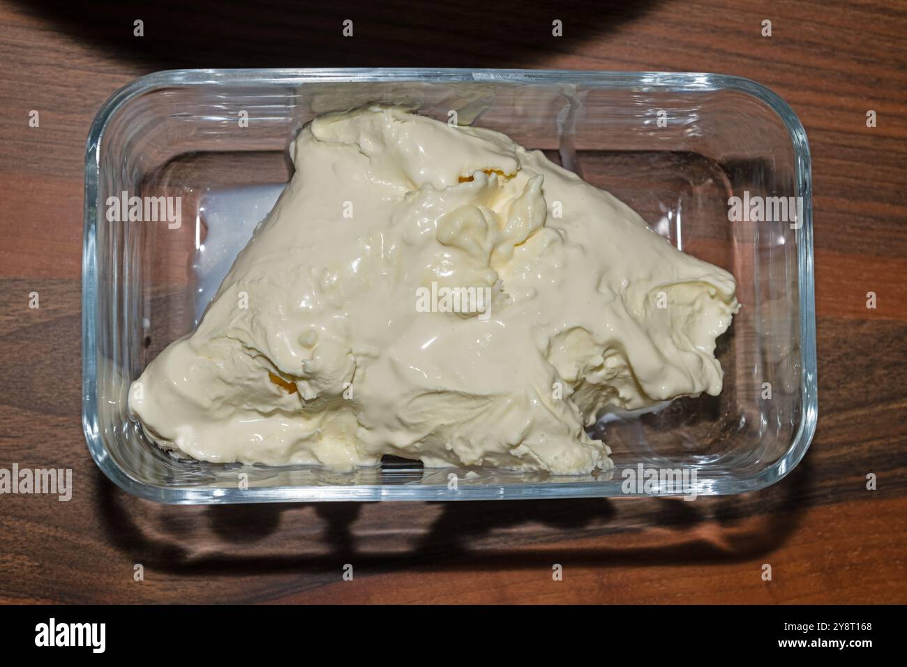 Cream obtained from boiled milk Stock Photo - Alamy