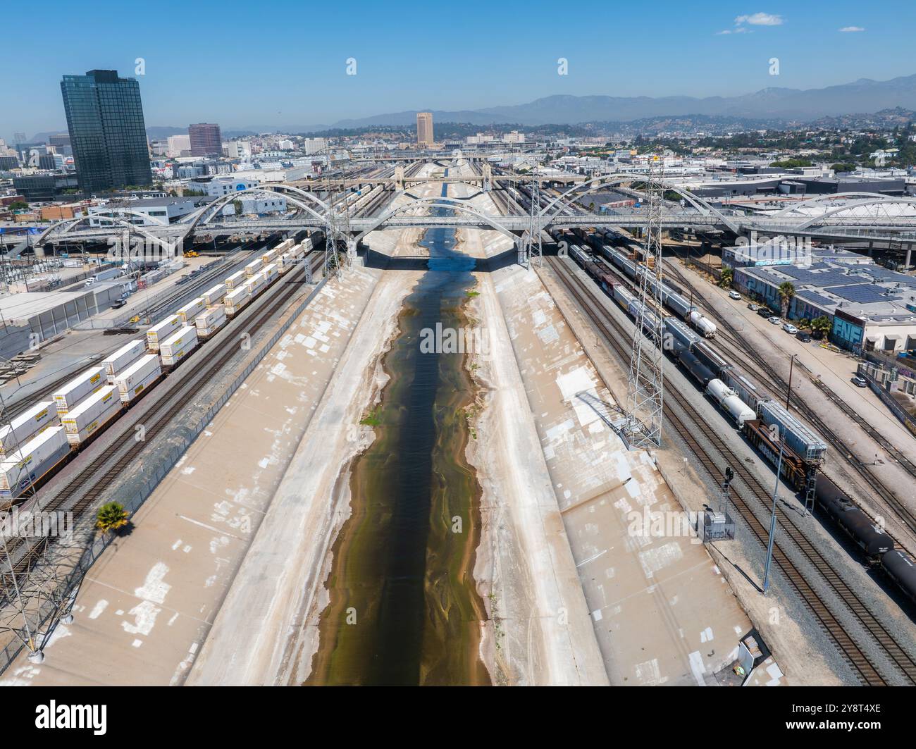 Aerial highways in los angeles hi-res stock photography and images - Alamy
