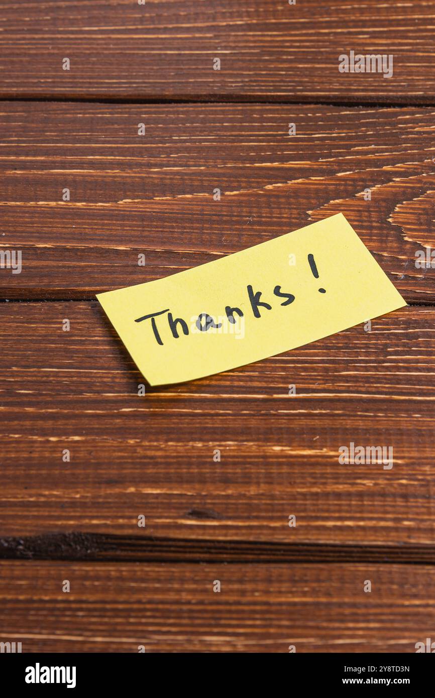 Hand giving note written hi-res stock photography and images - Alamy