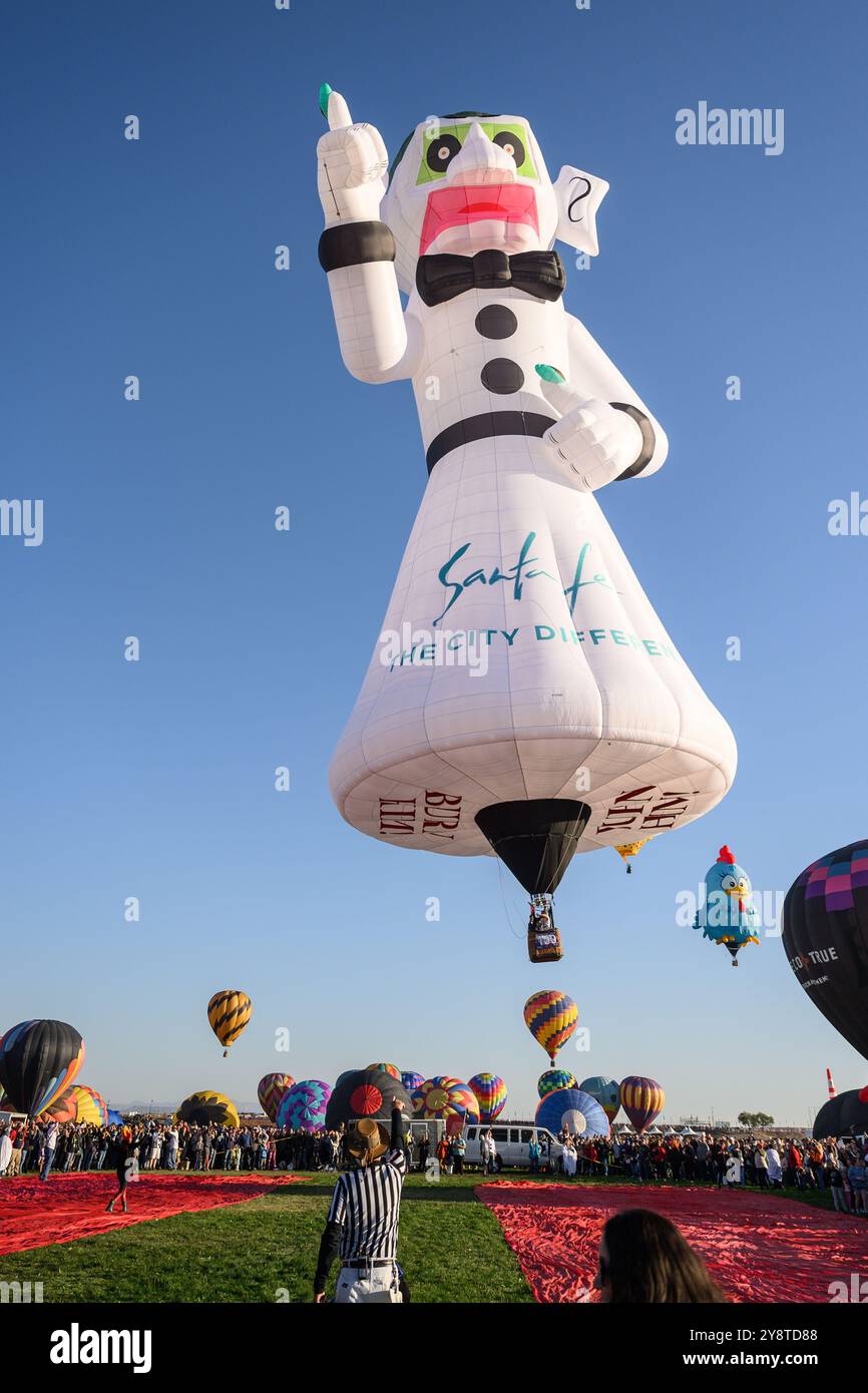 The Zozobra hot air balloon takes its inaugural flight after it is ...