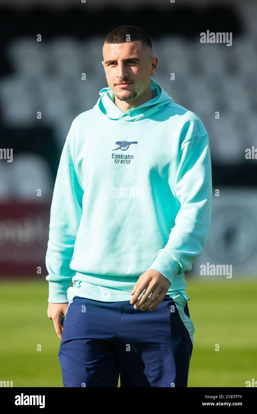 Arsenal spurs hi-res stock photography and images - Alamy