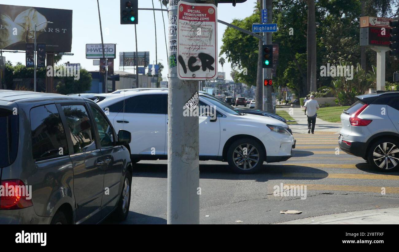 Los Angeles, California, USA 6th October 2024 Cars ignoring Do Not ...
