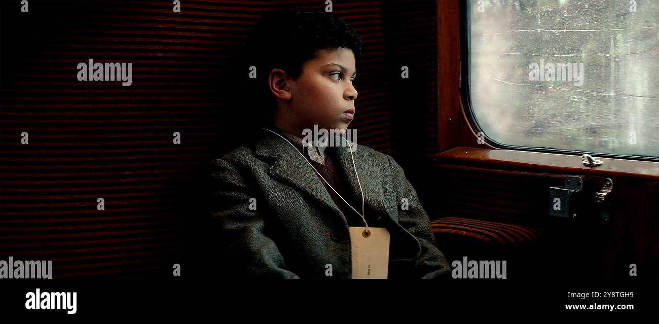 BLITZ - FILM STILLS. 2024. London, UK. Elliott Heffernan in Blitz - (c ...