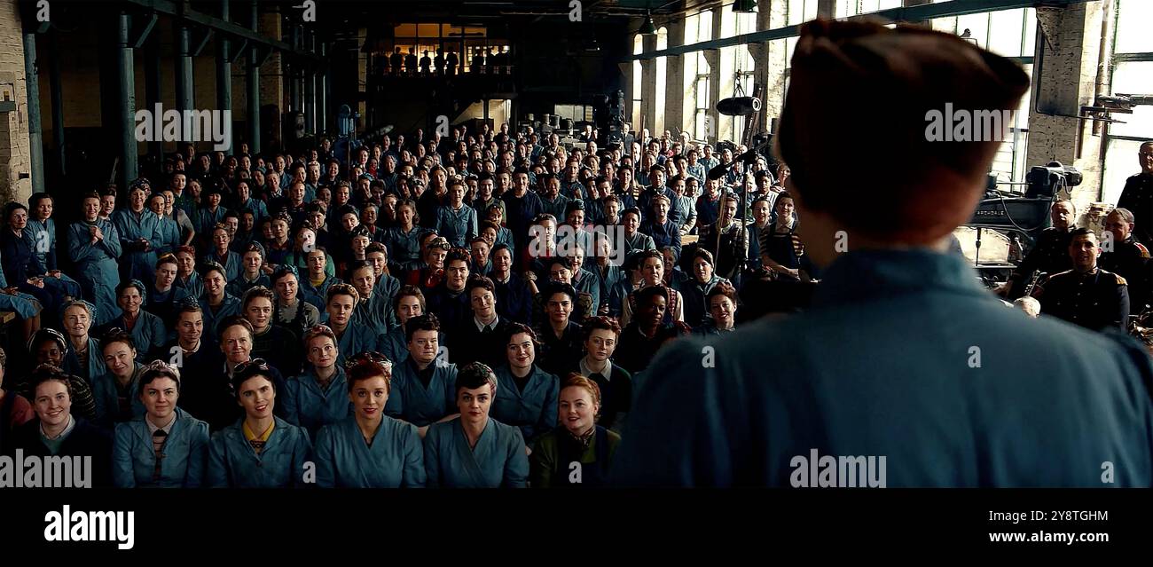 BLITZ - FILM STILLS. 2024. London, UK. Saoirse Ronan in Blitz - (c ...