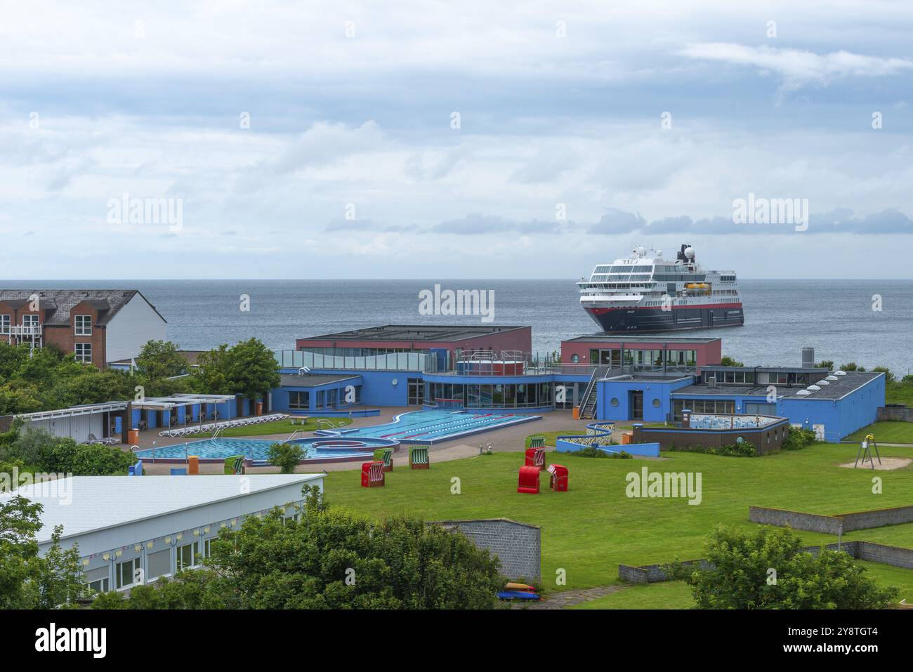 Seawater swimming pool on the offshore island of Heligoland, beach ...