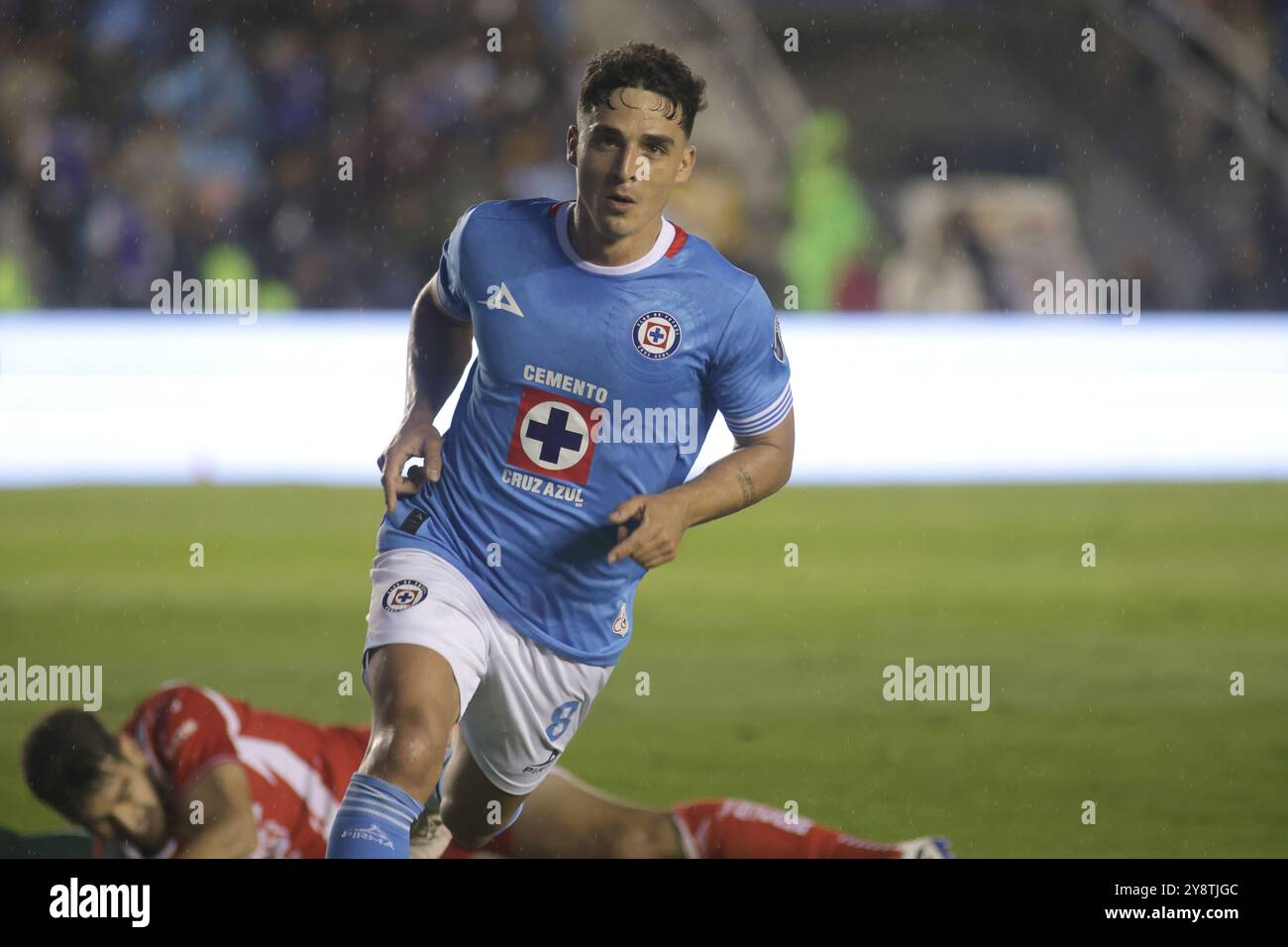 Mexico City, Mexico. 06th Oct, 2024. Lorenzo Faravelli #8 of Cruz Azul ...