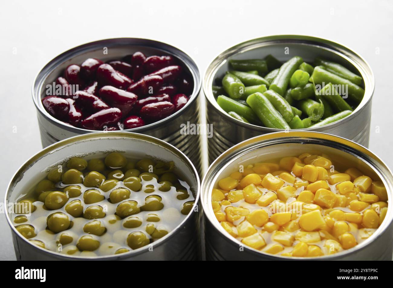 Bean cans hi-res stock photography and images - Alamy