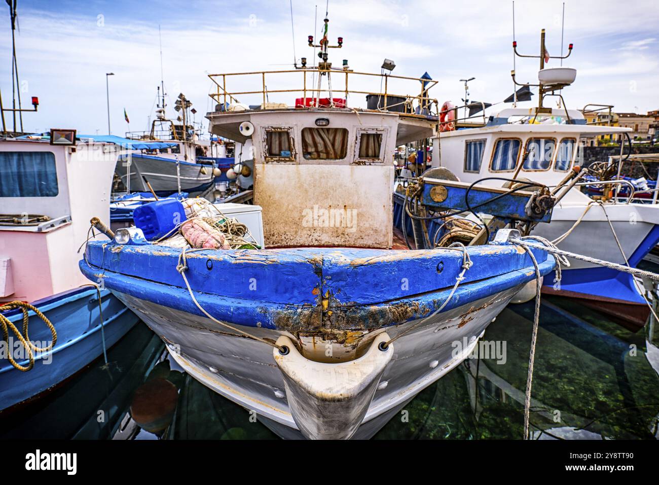 Sicilian fishing boats hi-res stock photography and images - Alamy