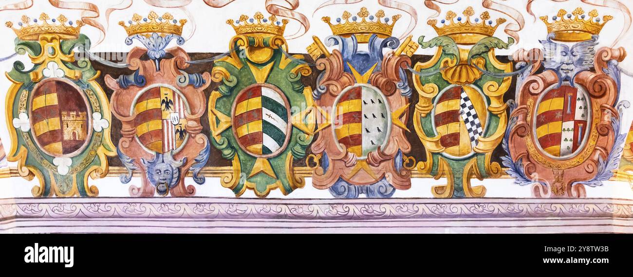 Antique heraldic banner. Medieval decoration ornament, vintage shield ...