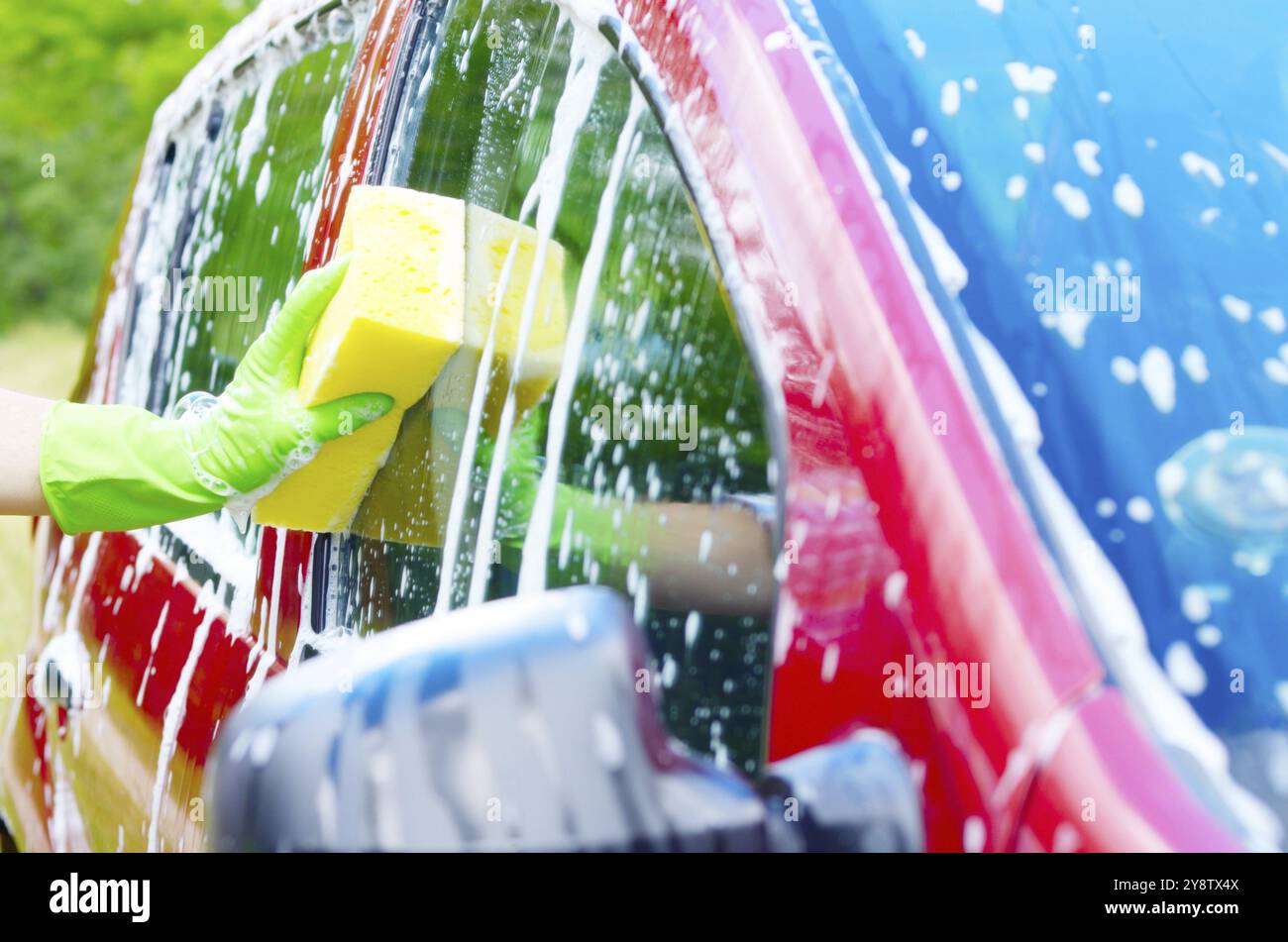 Mens hands in gloved hi-res stock photography and images - Alamy