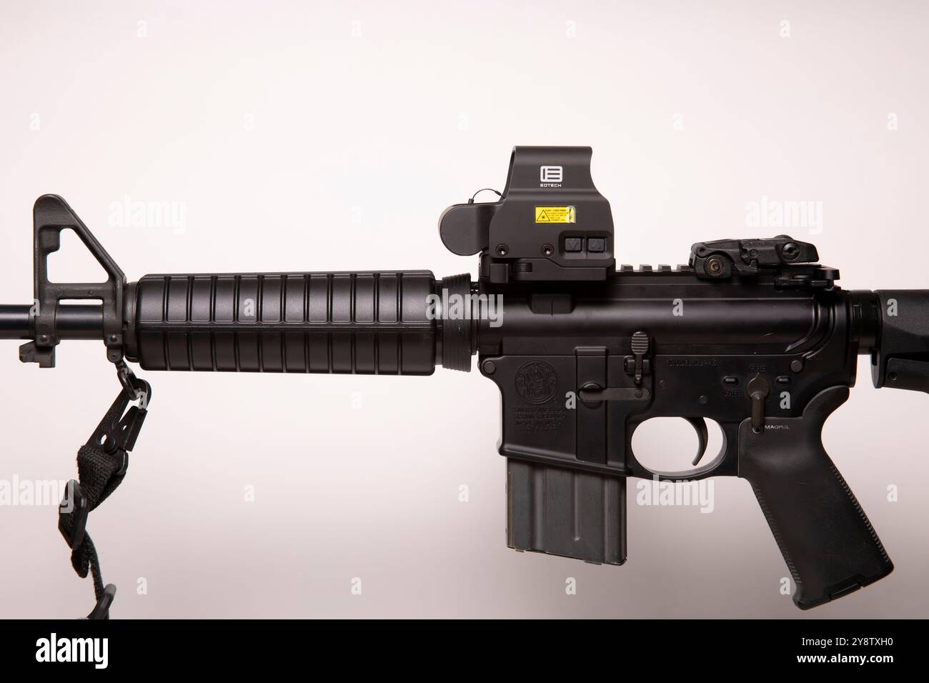 Eotech EXPS2-0 Holographic Red Dot Scope on an AR15 Style Rifle Stock ...