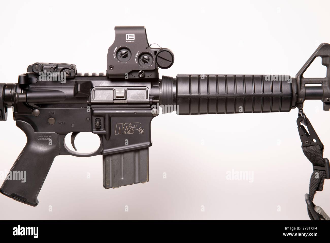 Eotech EXPS2-0 Holographic Red Dot Scope on an AR15 Style Rifle Stock ...
