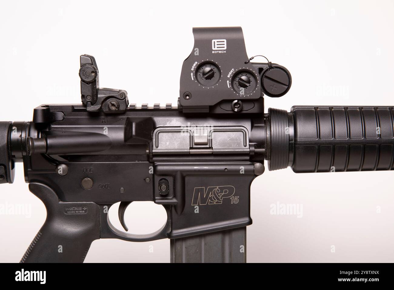 Eotech EXPS2-0 Holographic Red Dot Scope on an AR15 Style Rifle Stock ...