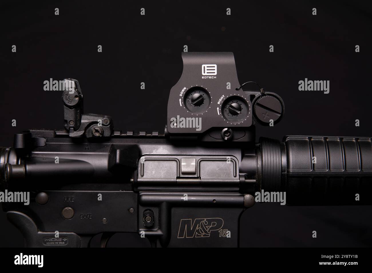 Eotech EXPS2-0 Holographic Red Dot Scope on an AR15 Style Rifle Stock ...