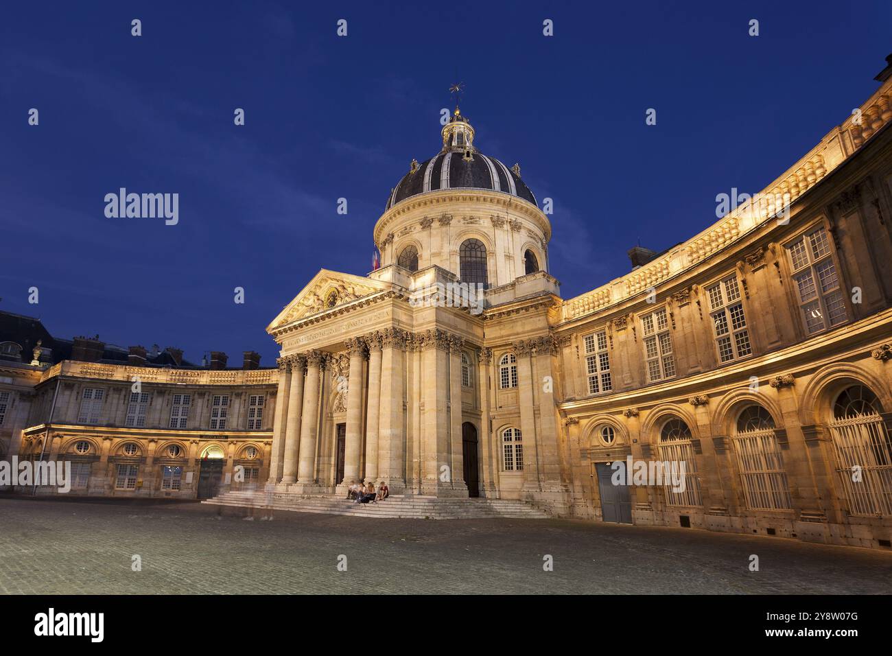 Academie francaise hi-res stock photography and images - Alamy