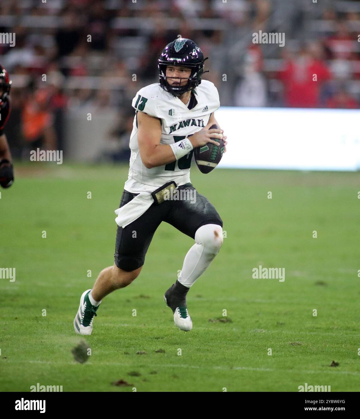 October 5, 2024 - Hawaii Rainbow Warriors quarterback Brayden Schager ...