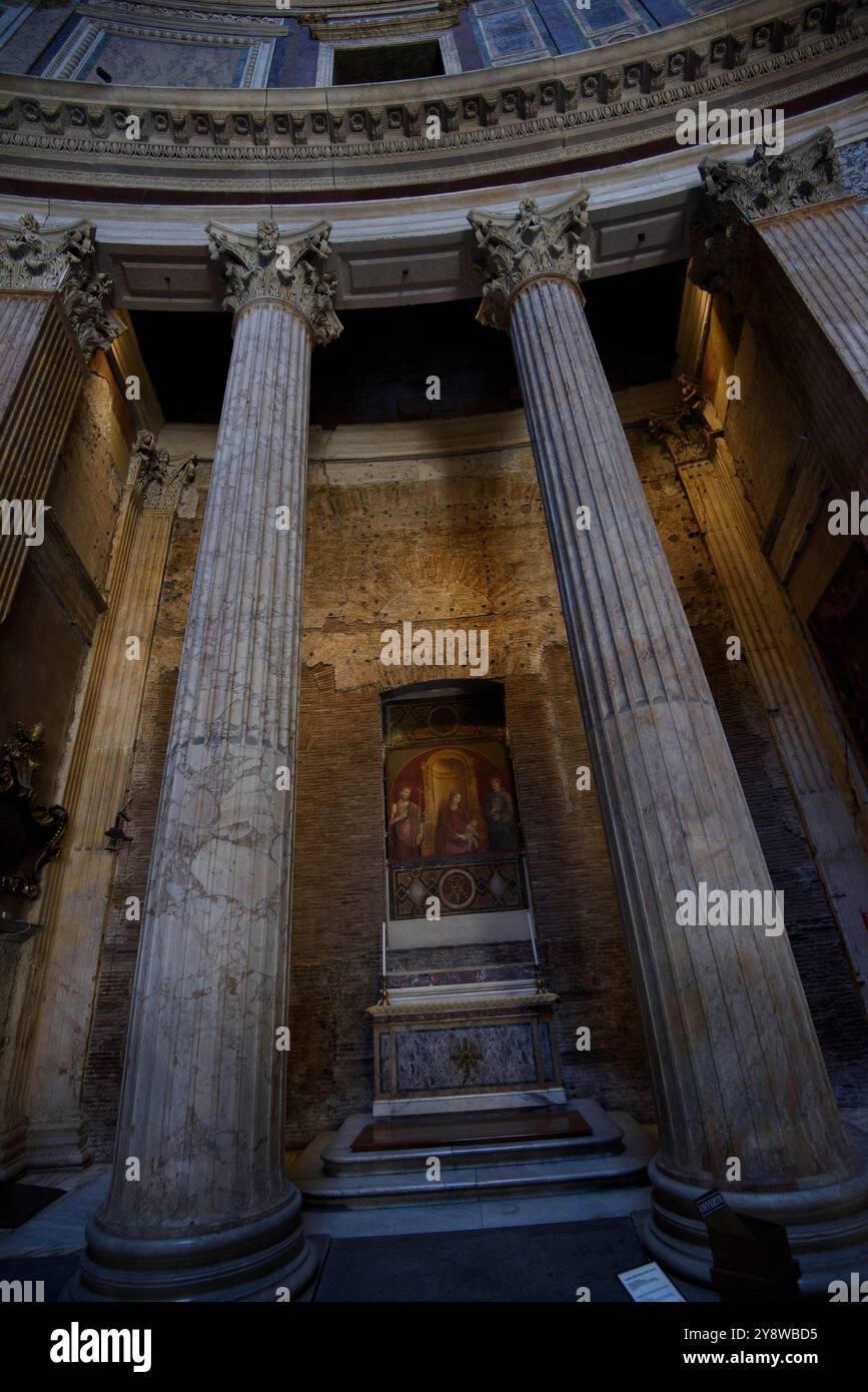 Inside The Pantheon in Rome, Italy Stock Photo - Alamy